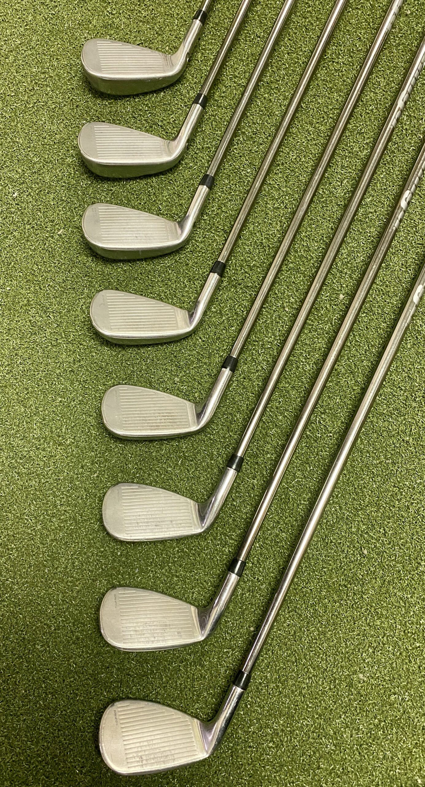 Tommy Armour Atomic Max Forged Irons 4-PW/AW recoil Senior Flex ...