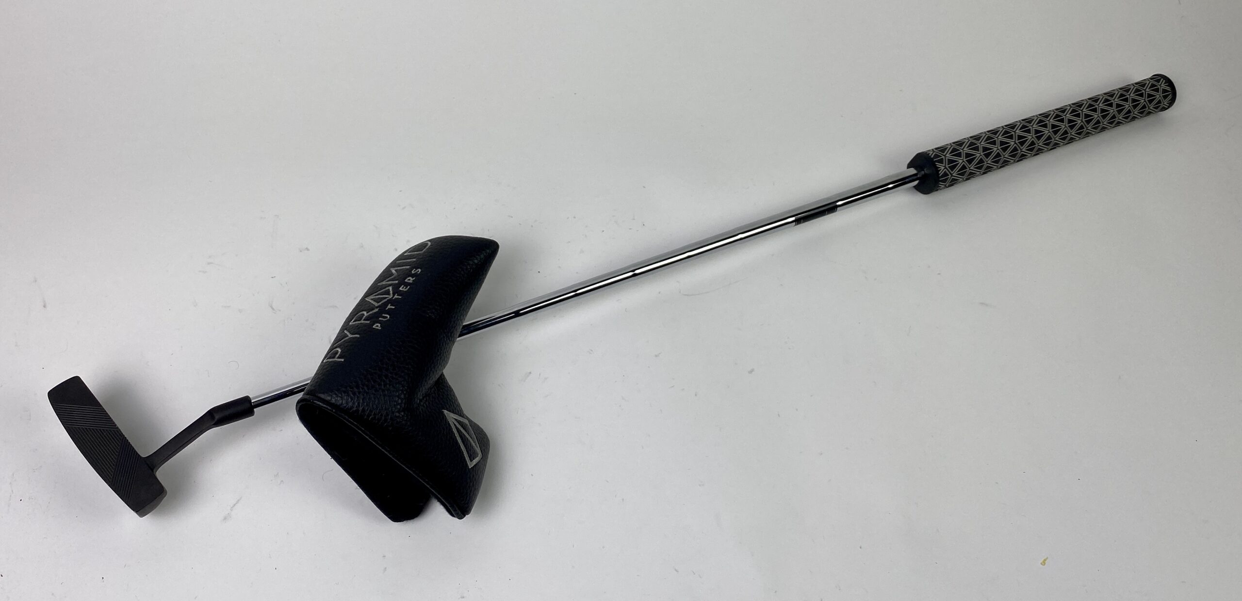 Right Handed Pyramid Putters Aztec Series AZ-II 35" Putter Steel Golf ...