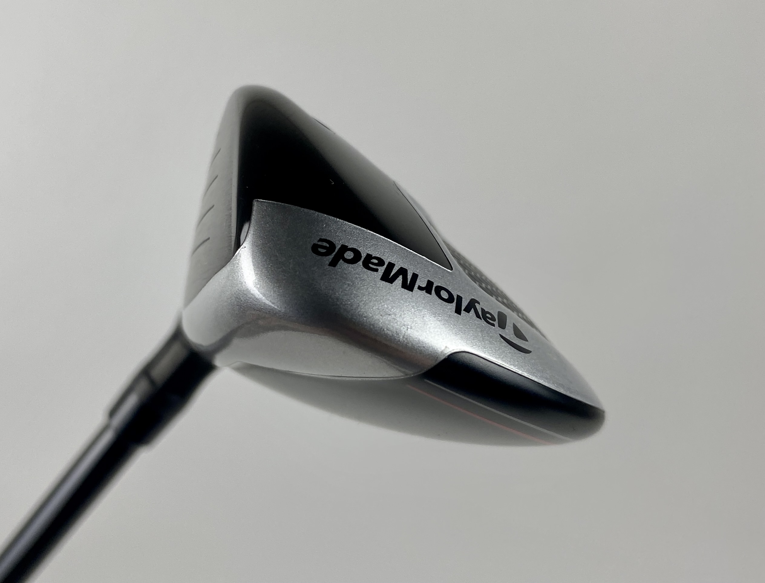 Used RH TaylorMade M6 Rescue 6 Hybrid 28* ATMOS 6 Regular Flex Graphite ...