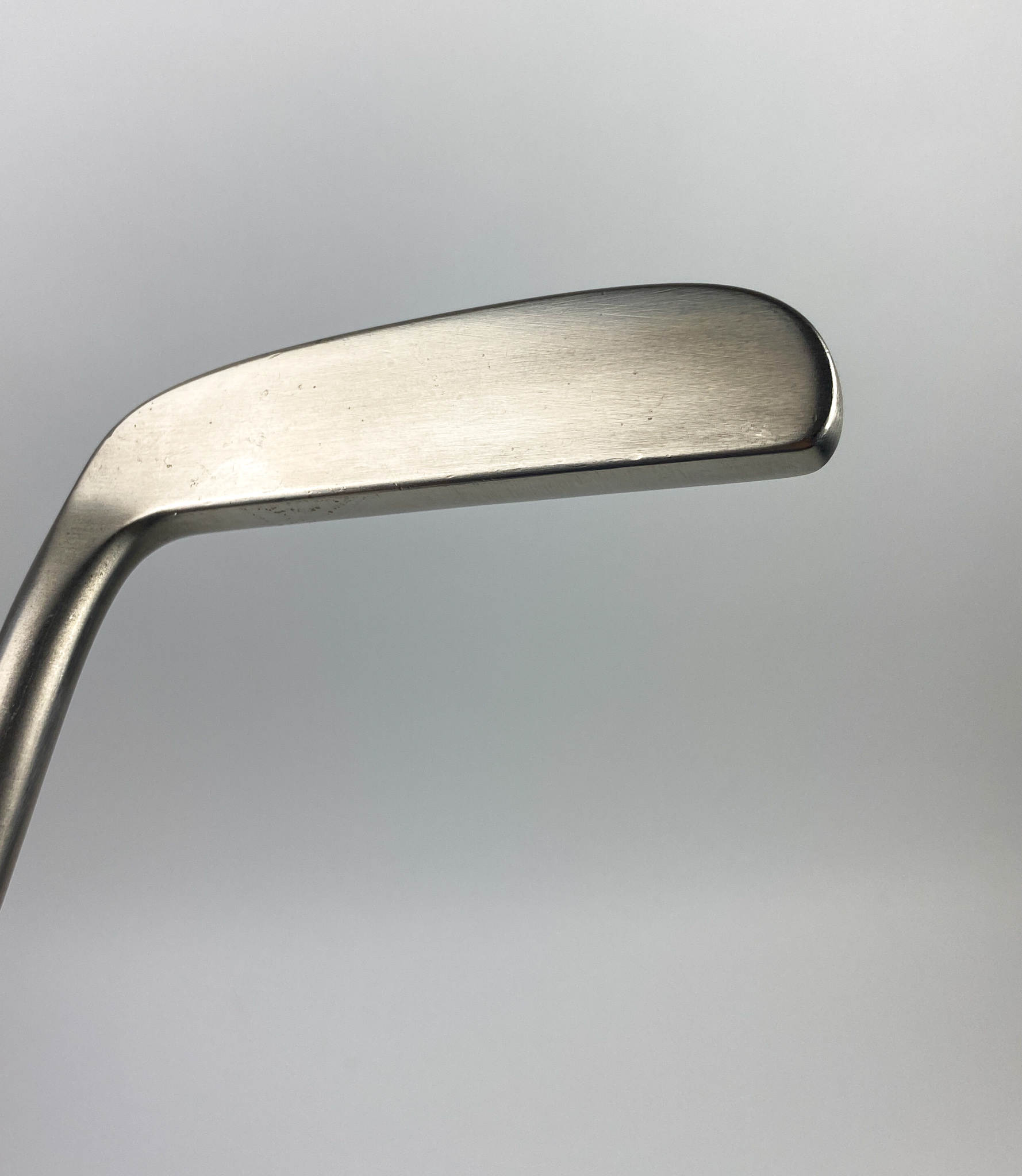 Used Right Handed Cleveland Designed By BeNi 35″ Putter Steel Golf Club ...