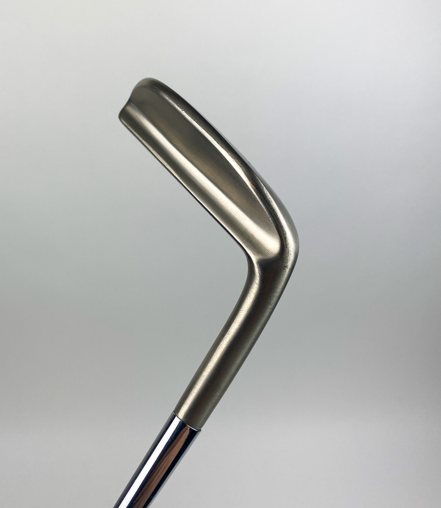 Used Right Handed Cleveland Designed By BeNi 35″ Putter Steel Golf Club ...