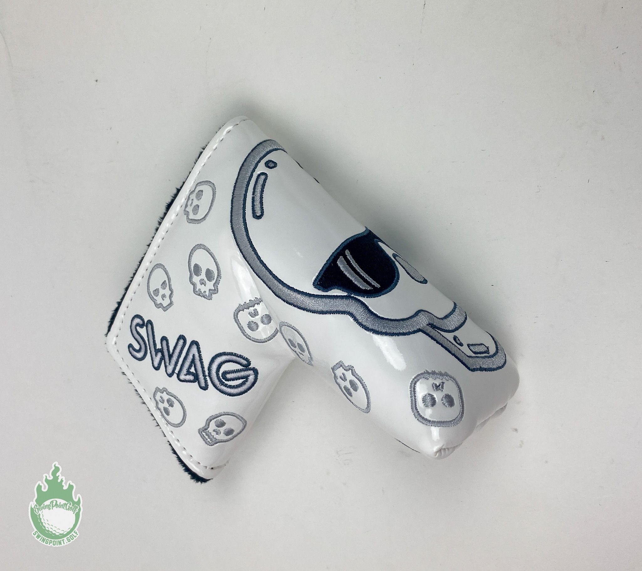 Used Swag Golf White & Silver Skull Blade Cover Putter Headcover Magnet ...