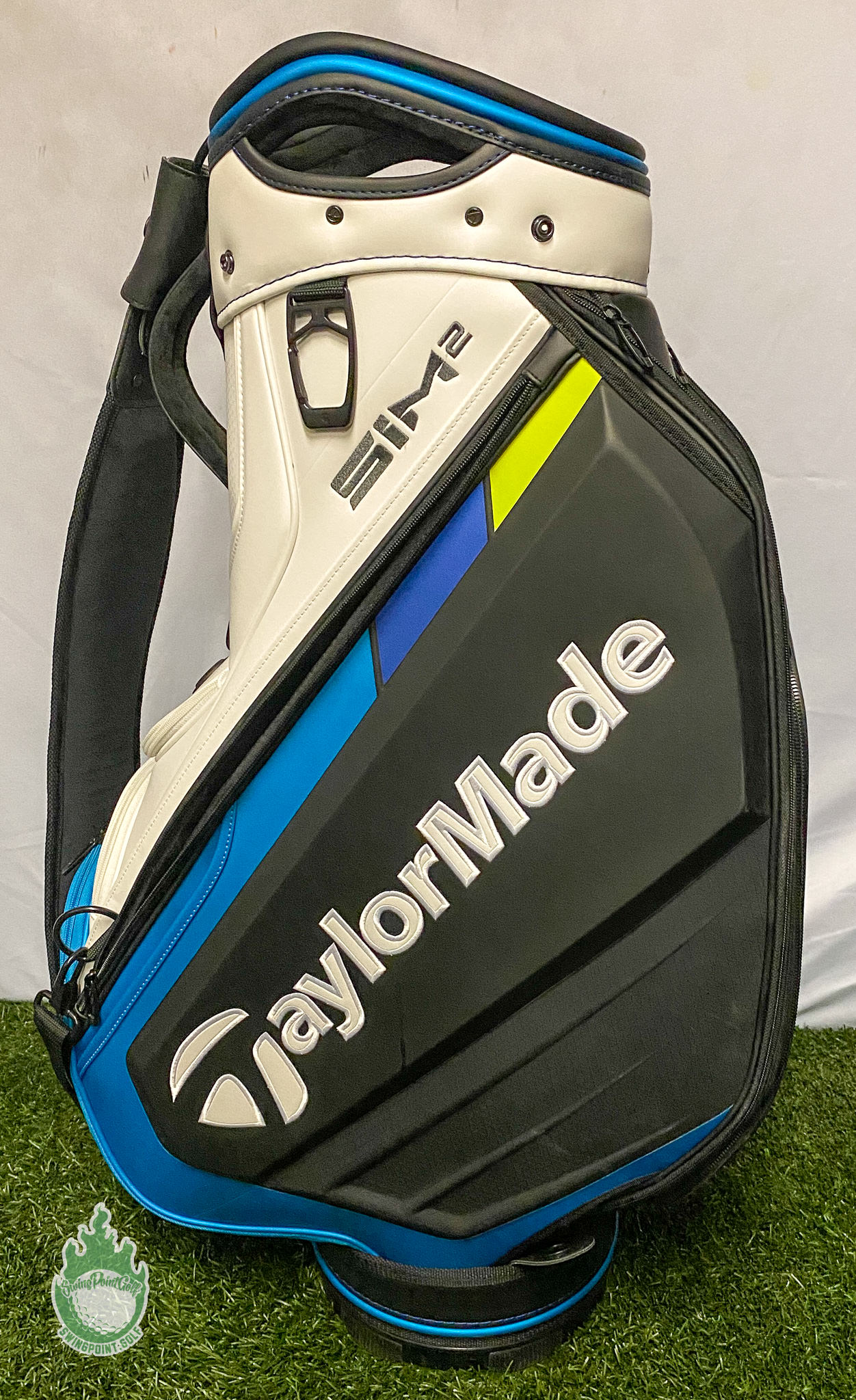 Very Nice TaylorMade Sim 2 Staff Golf Bag w/ Canadian Flag & Name ...