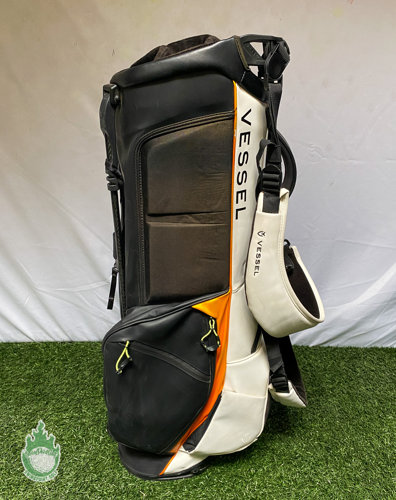 Used Vessel Golf White Stand Bag w/ Backpack Straps Embroidered Michael ...