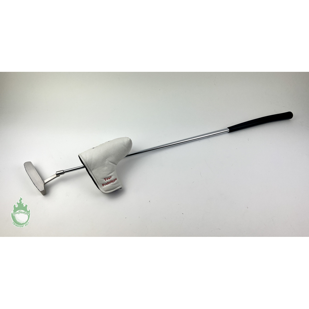 Used RH Sik Pro Tour Prototype Study in Kinematics 35" Putter Steel ...