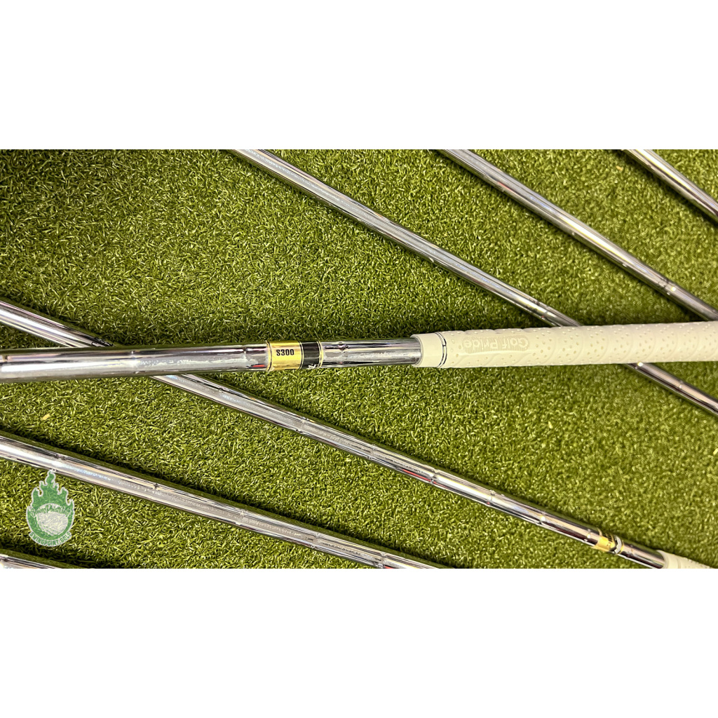 Used Nike Victory Red Tiger Woods Forged Irons 3-PW S300 Stiff Steel ...