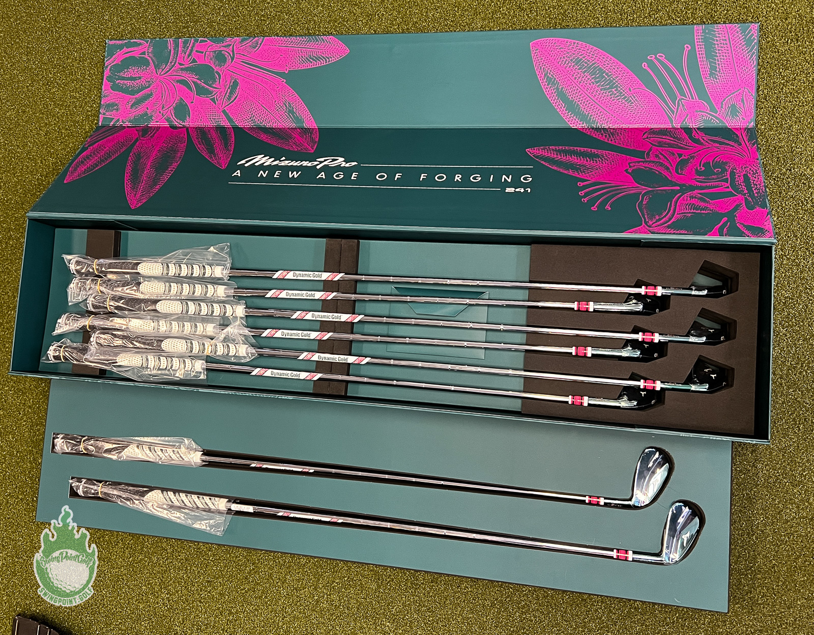 New Mizuno Pro 241 Azalea Limited Edition Forged Irons 3-PW Stiff Steel ...