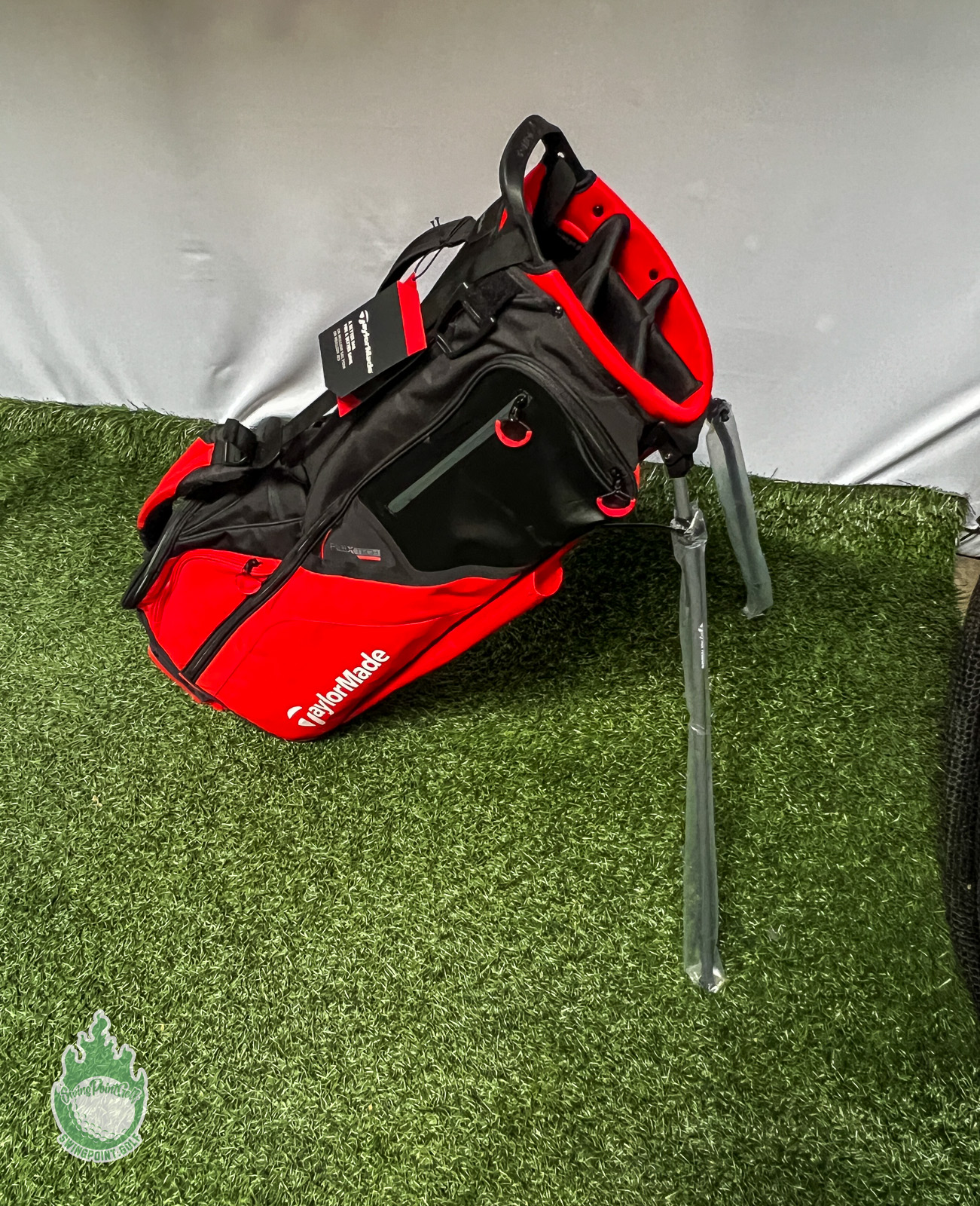 New with Tags Taylormade Flex Tech Stand Carry Stand 5-way Golf Bag Black/Red · SwingPoint Golf®